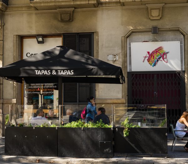 Lesbian Bars in Barcelona | Gabriela Here and There