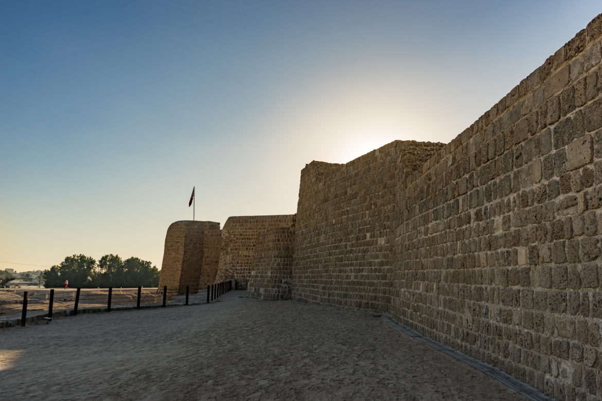 Backpacking in Bahrain | Gabriela Here and There